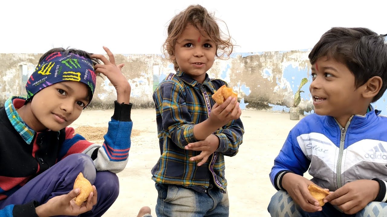 #Video 🤗आज अंशु ने समोसा का चैलेंज लगाया Samosa toy khilauna 🚚cartoon ...