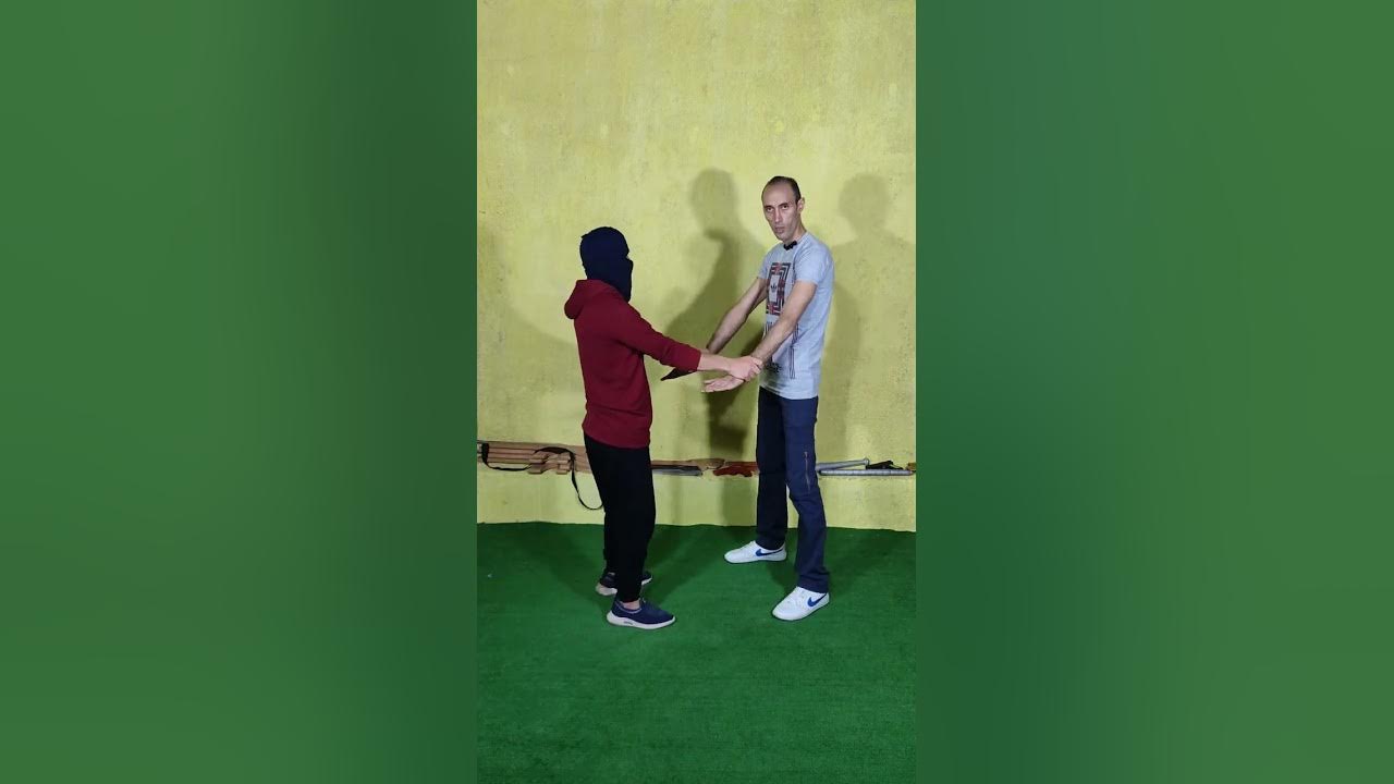 Top 4 Self Defense Moves for Beginners 18 - YouTube