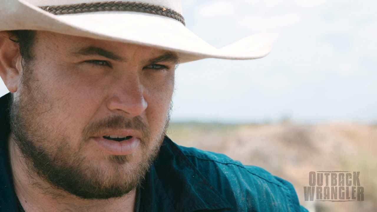 Outback Jono learns the hard way while mustering Cattle. - YouTube