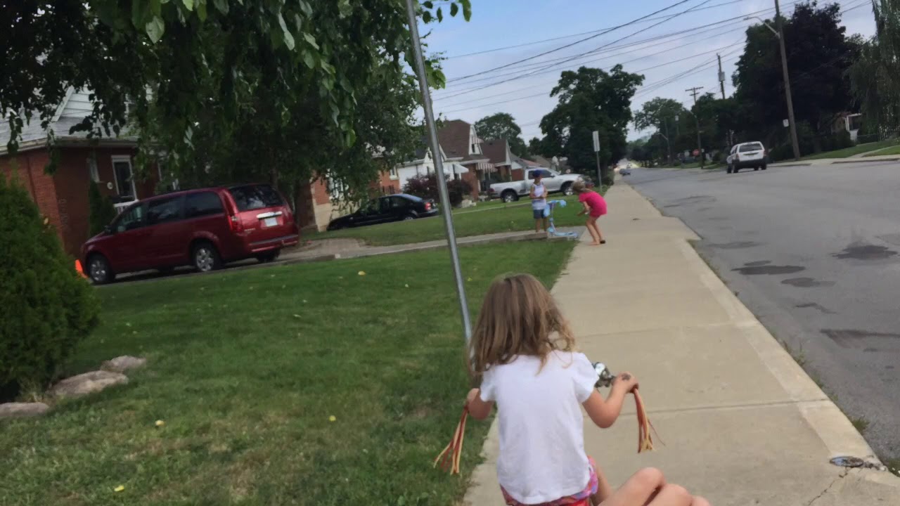 Time Lapse Walking and Playing with the Kids - YouTube