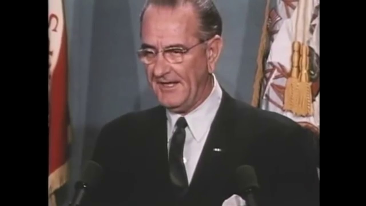 LBJ awards the Medal of Honor to a four servicemen at the White House ...