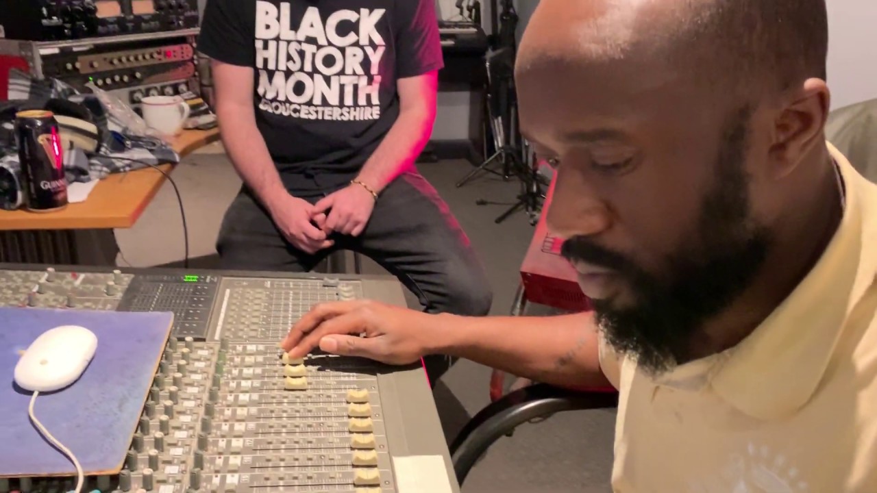 Daddy English LIVE in Studio Mixing the Longtime African Riddim Dub ...