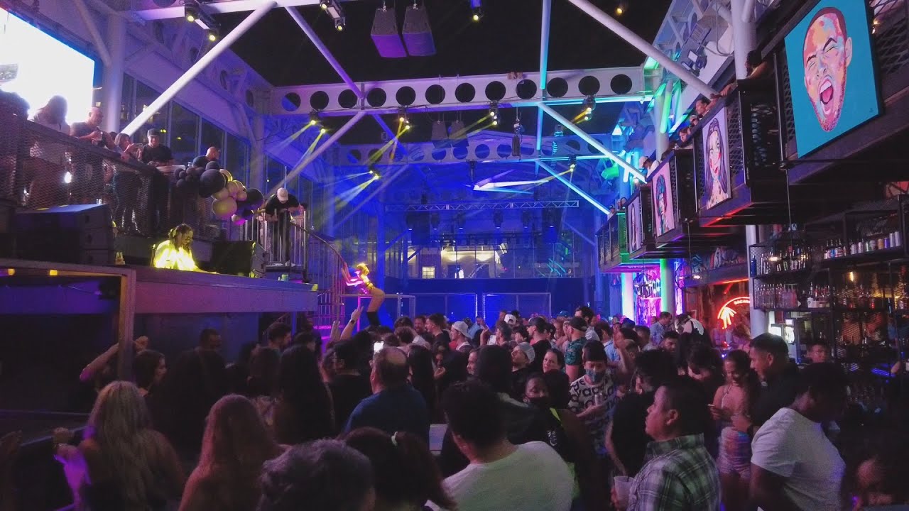 DJ Lil Jon @ Rise Rooftop, Houston Texas - Medellin Trailer video - YouTube