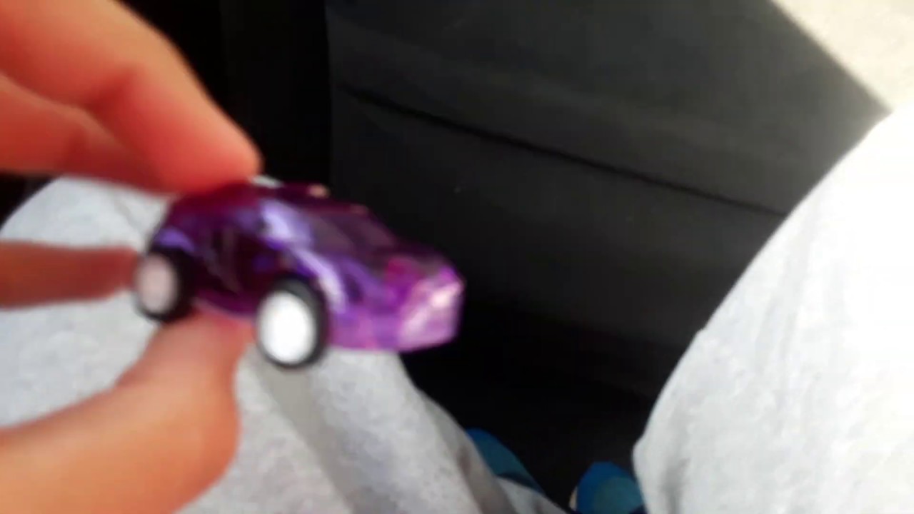Toy purple bugatti veyron - YouTube