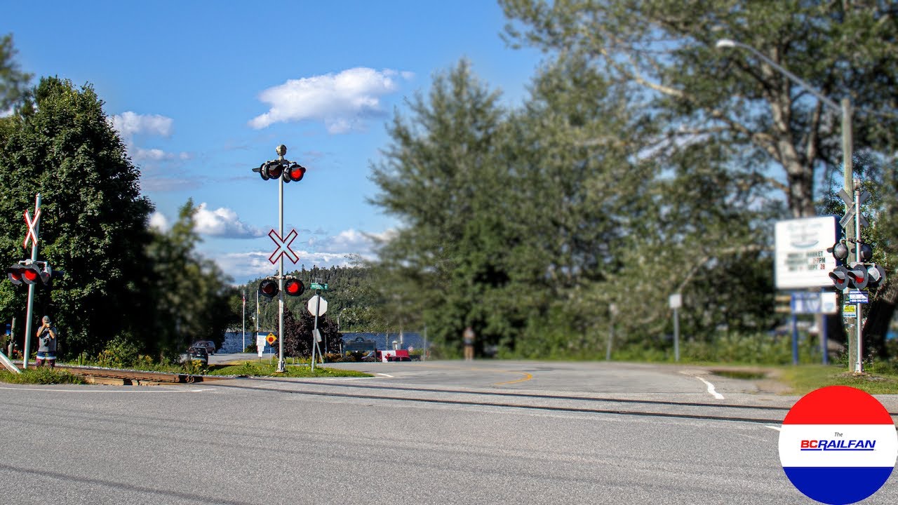 Railroad Crossing | Ferry Road, Grand Bay-Westfield, NB - YouTube