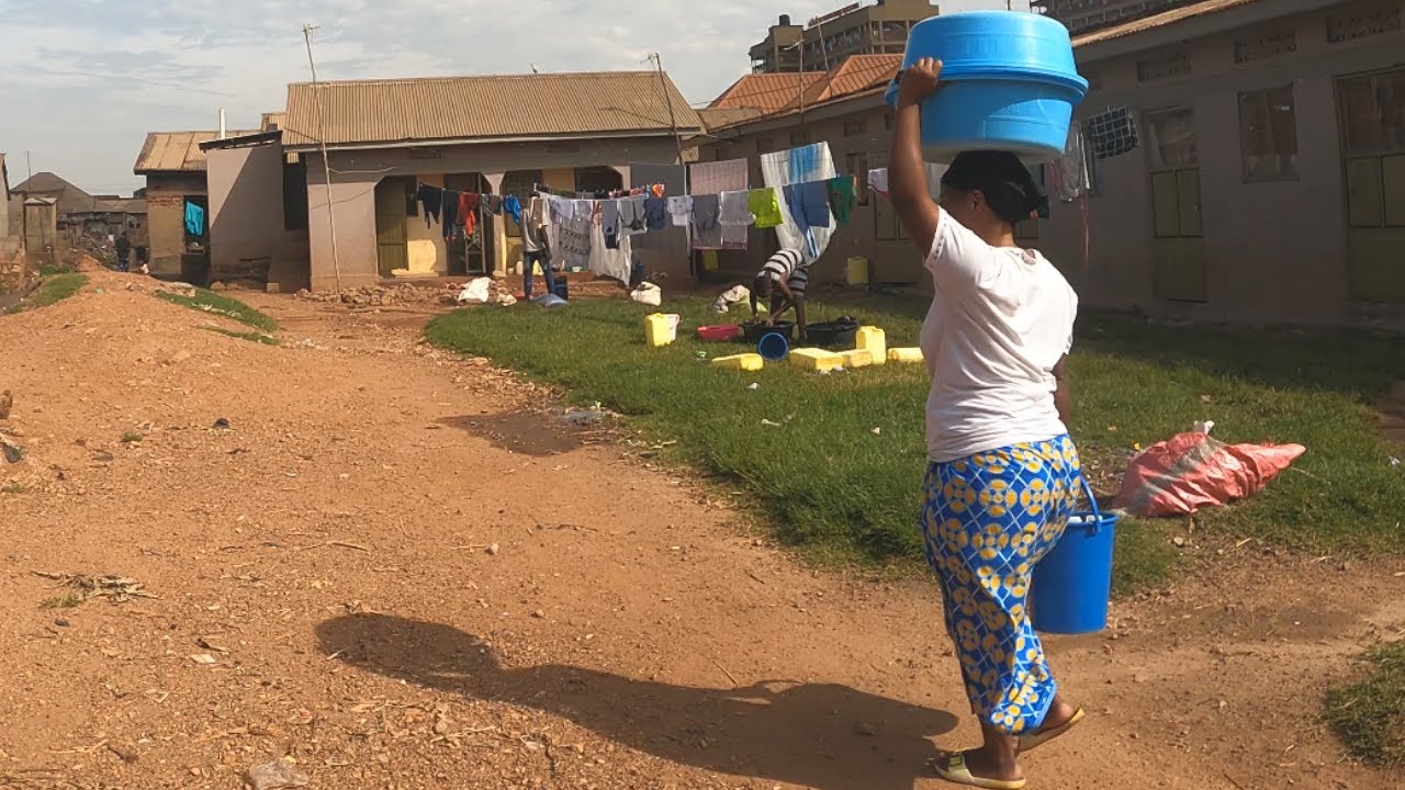 INSIDE AN AFRICAN LOCAL COMMUNITY🌍 IN UGANDA🇺🇬 KASUBI - YouTube