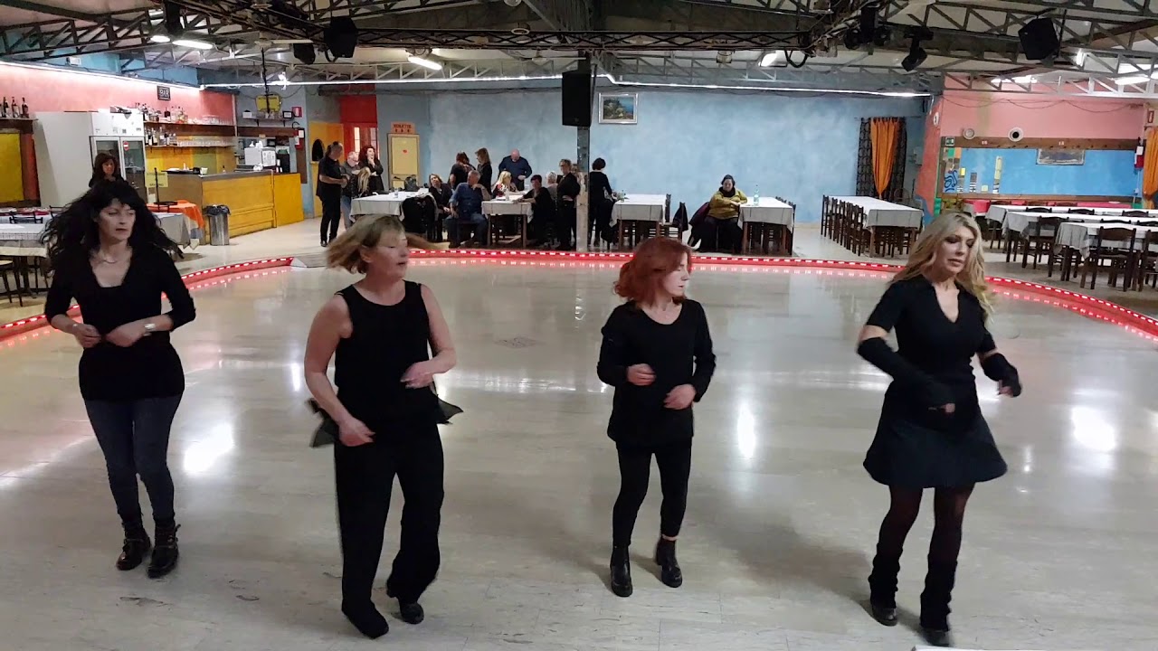 PASSESAMBA - COREOGRAFIA MAESTRE IOLE MANCINI E MARIA SPARACIO - YouTube