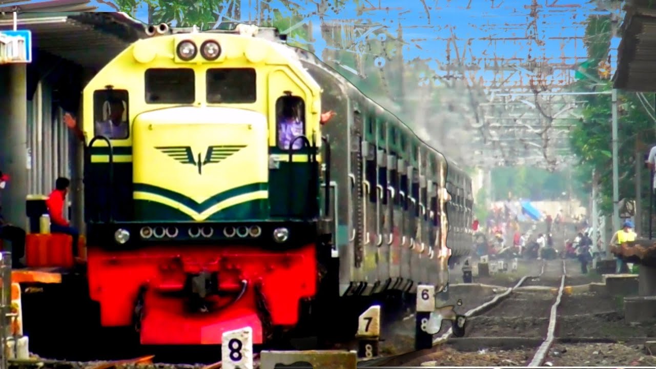 Kereta Api Serayu With KAWIS Plus Lokomotif Vintage #keretaapi #vintage ...