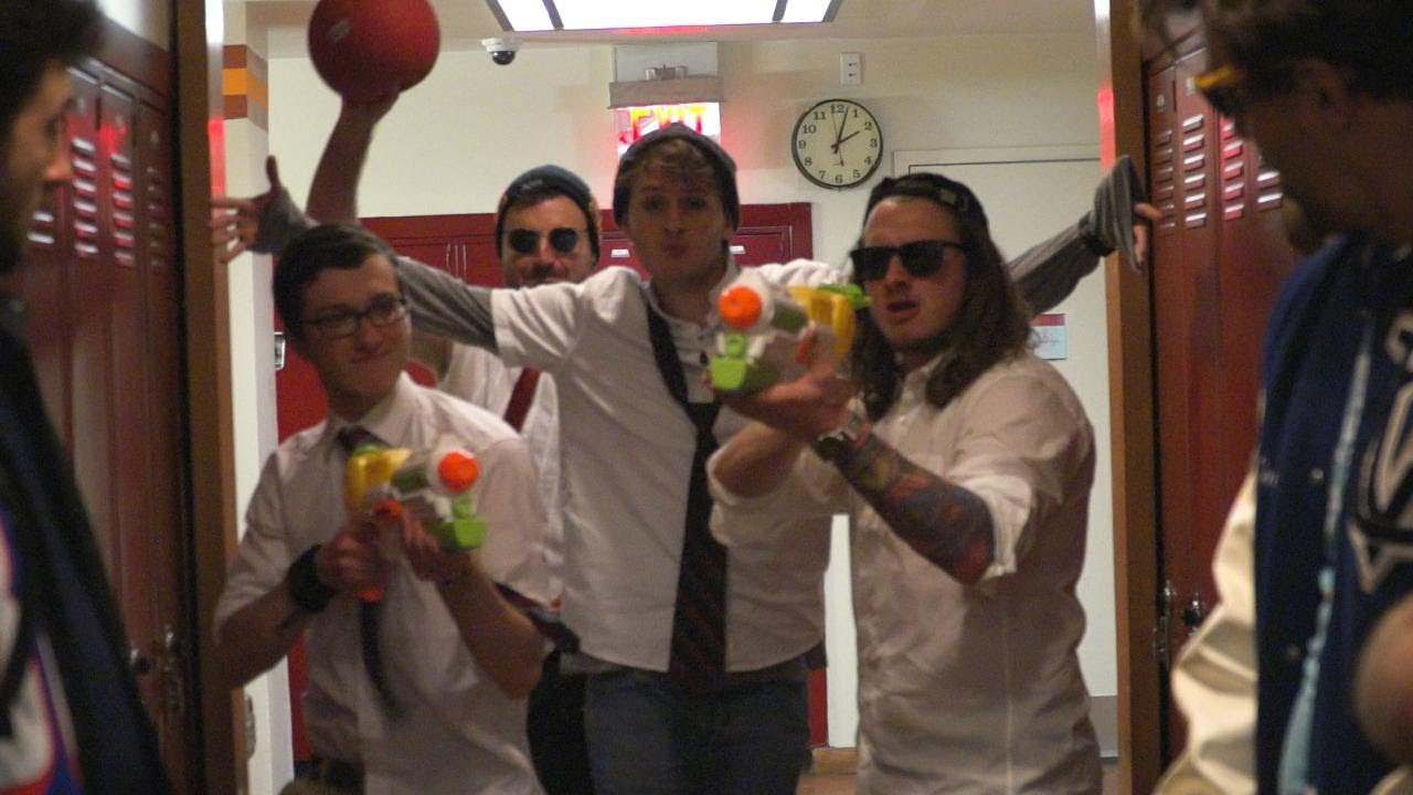 Pup Punk - Back 2 Skewl (Tonight) [Official Video] - YouTube