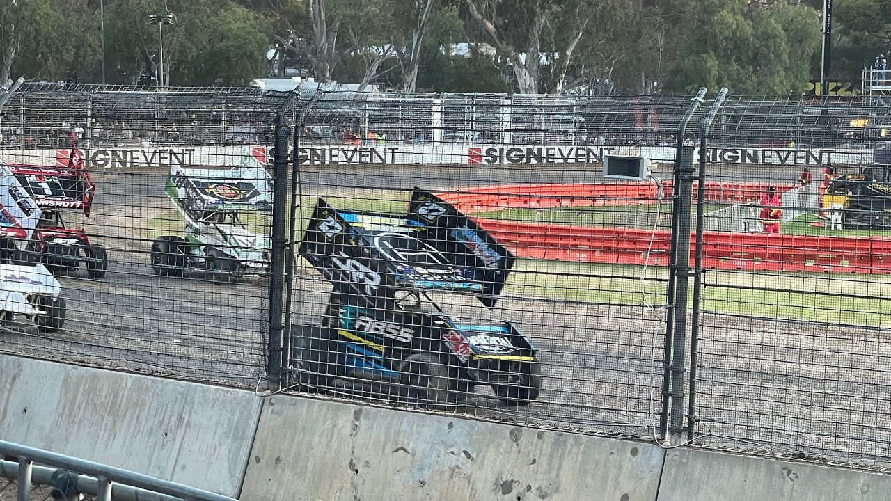 Daniel Pestka Rollover Sprintcars In The City NAPA Speedway Adelaide ...