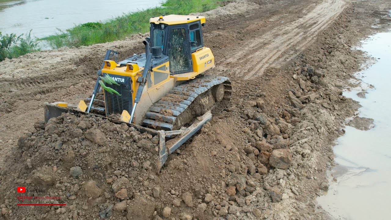 Wonderful Power Dozer Equipment Making New Road Land Activities ...