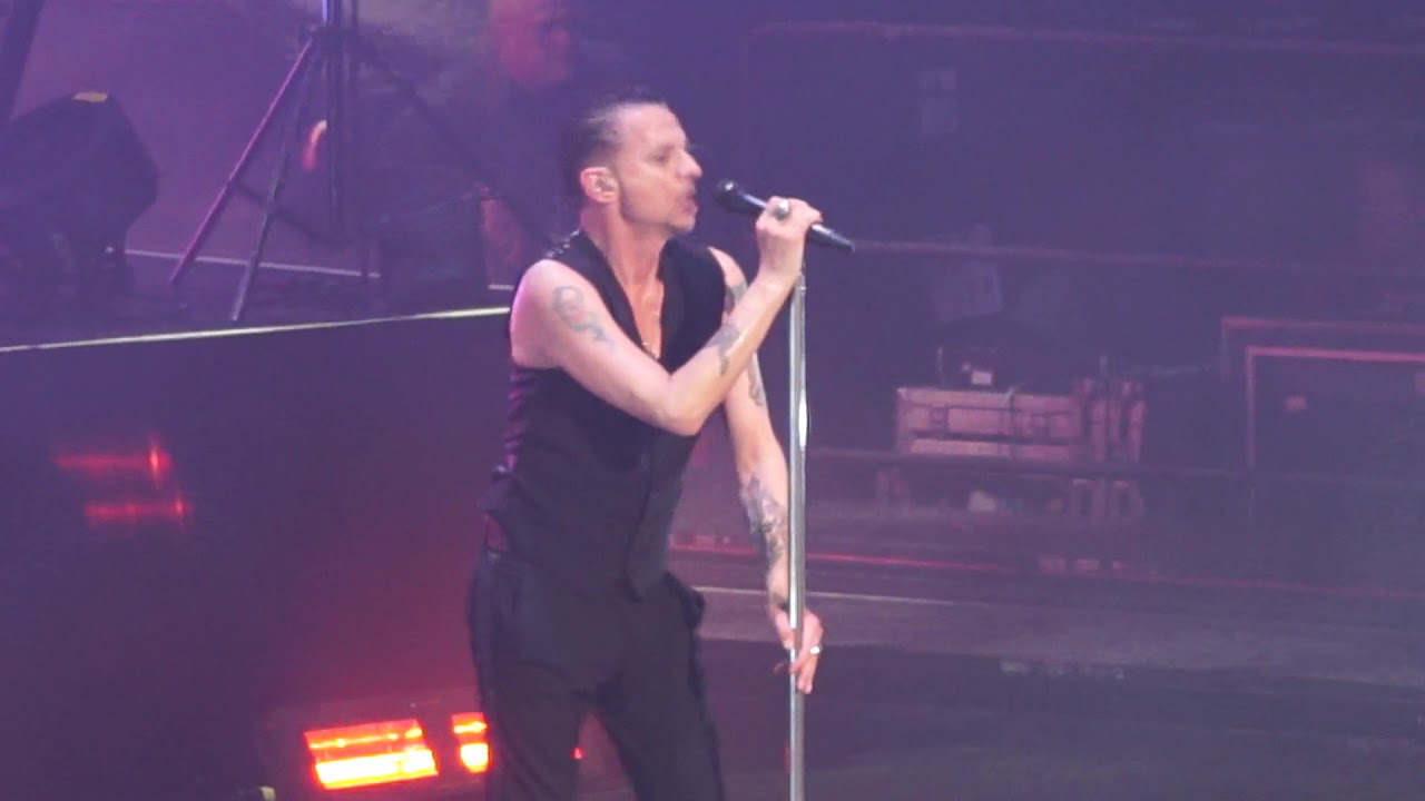 Depeche Mode - Personal Jesus - LIve 6/3/2018 - YouTube