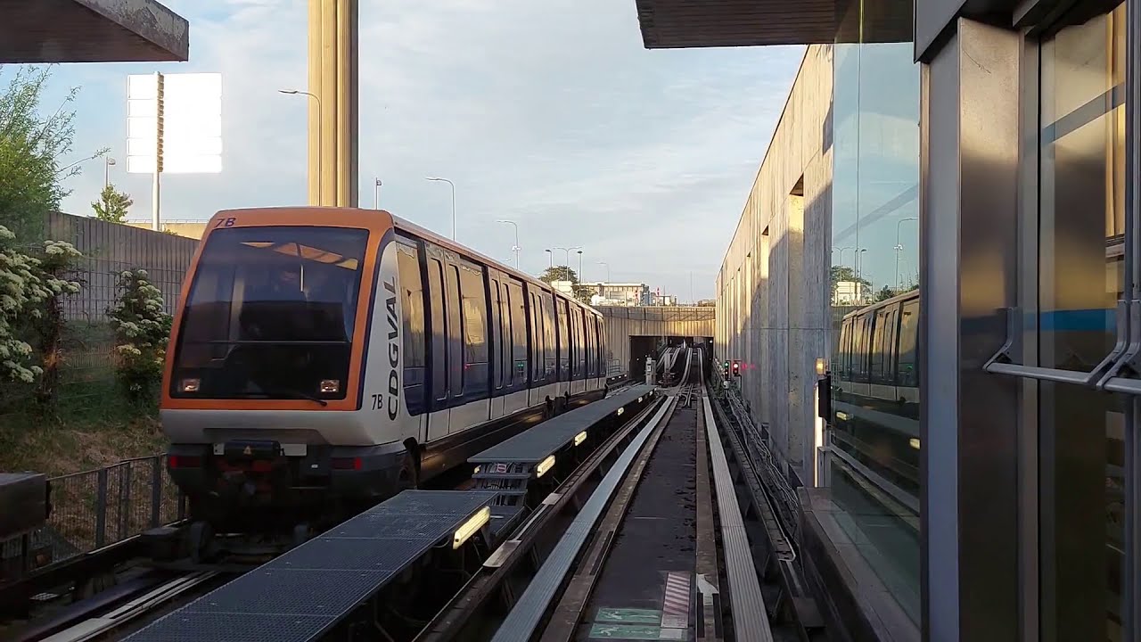 Siemens Val 208 NG People Mover CDGVAL Paris Charles de Gaulle ...