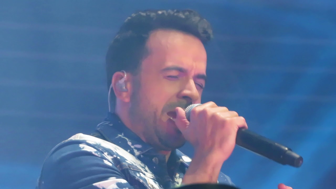 Luis Fonsi - Se Supone #LoveandDanceWorldTour Movistar Arena 12/10/2017 ...