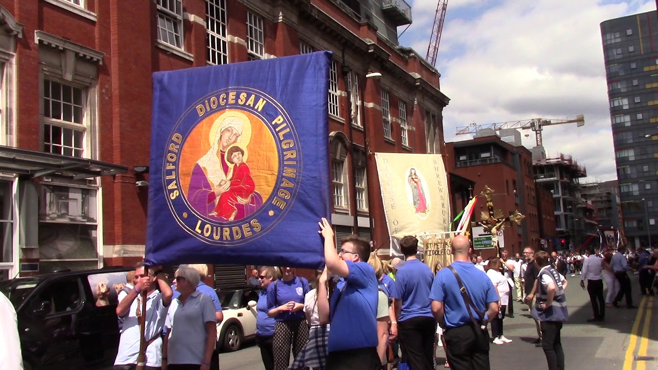 Manchester, Italian Walks. 2018 - YouTube
