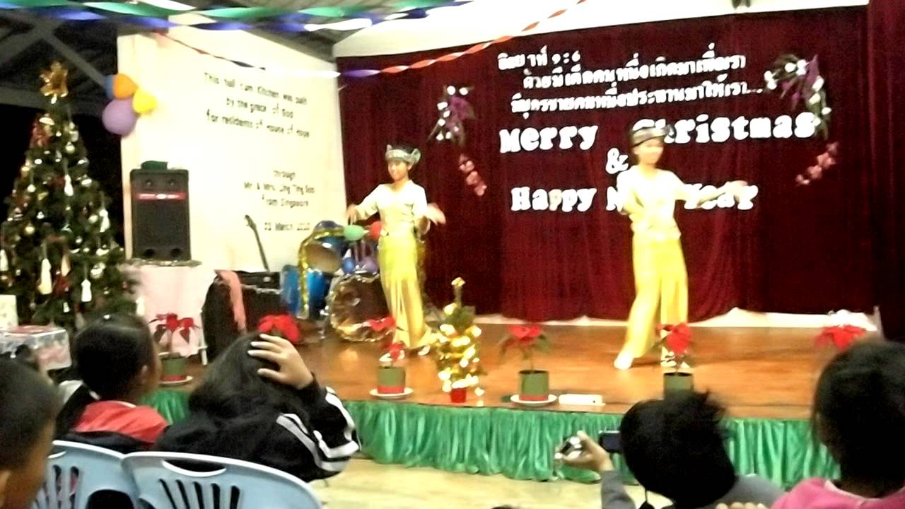 Traditional Shan Dance in HOH Christmas 2011 Celebration - YouTube