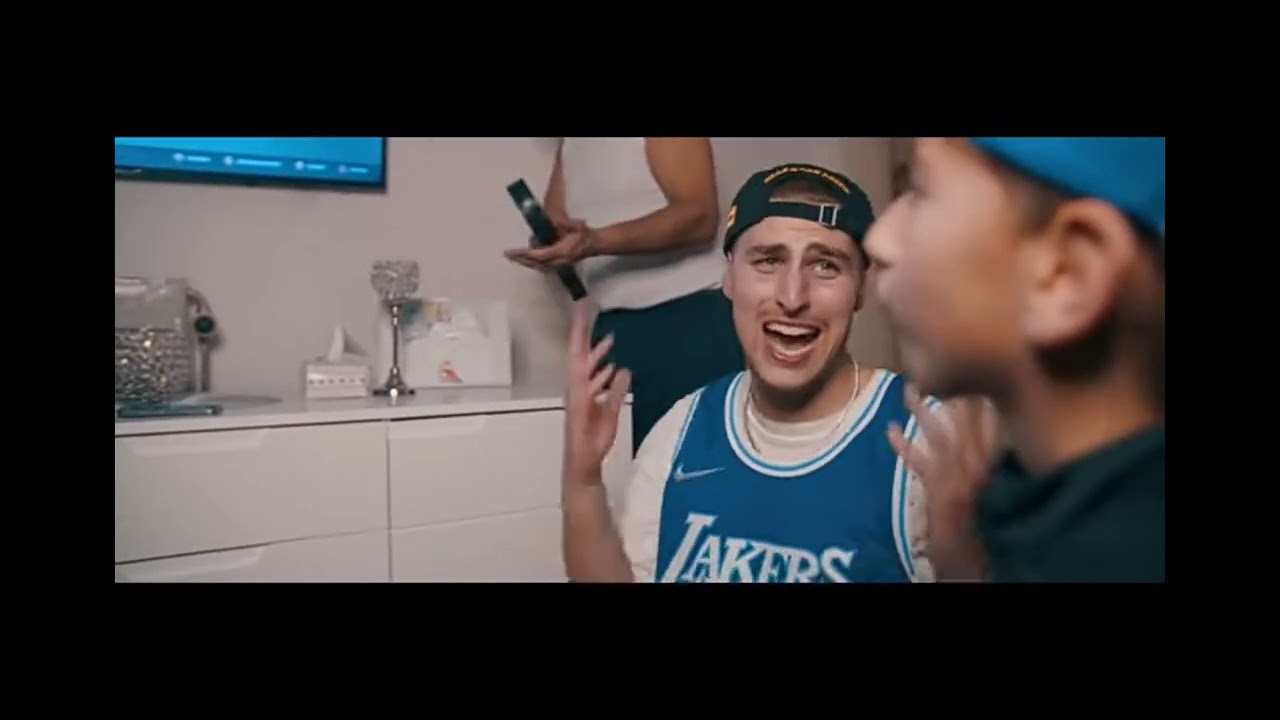 UND ich zock den ganzen tag Tiktok Song von Jamoo tv - YouTube