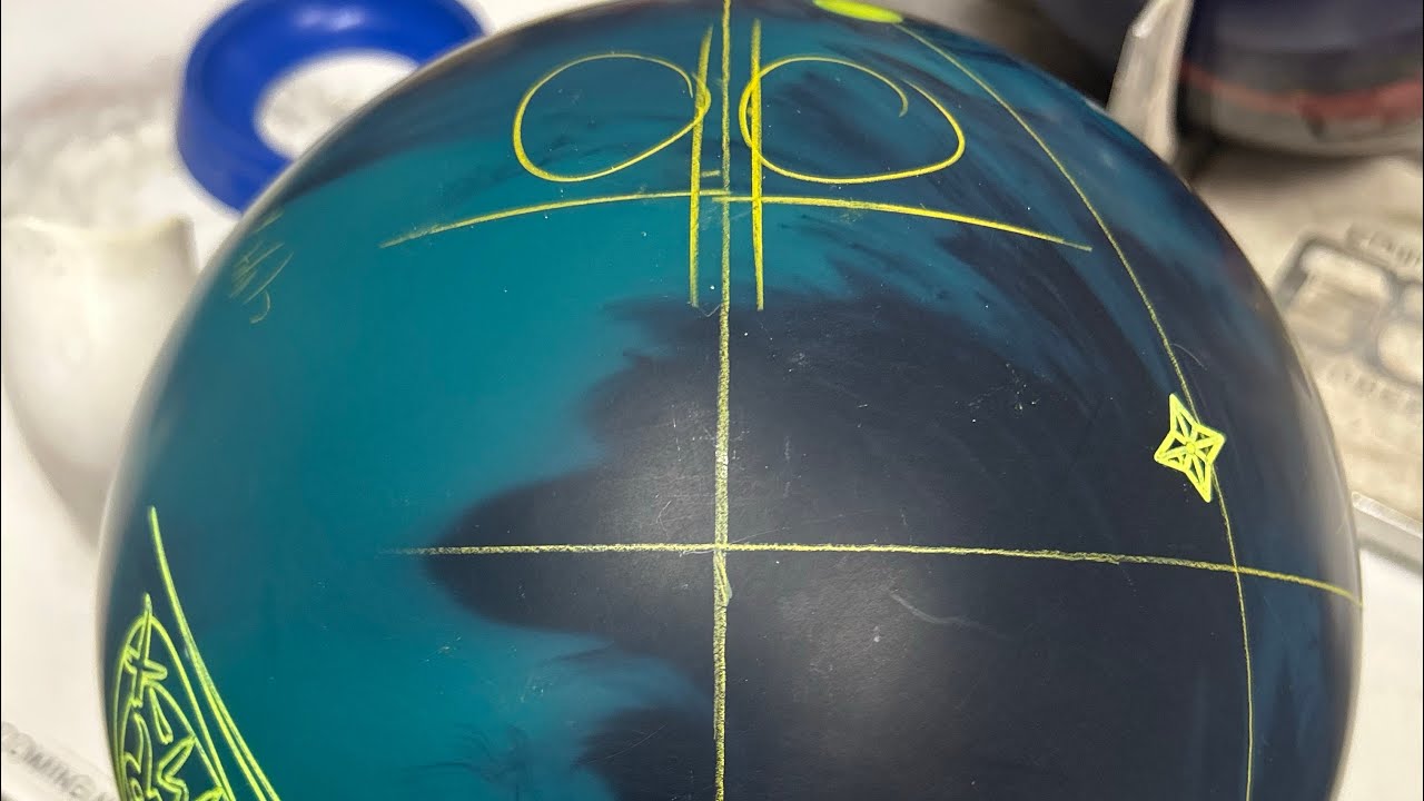 The Ball That You Can Throw ANYWHERE | Roto Grip Tour DynamX - YouTube