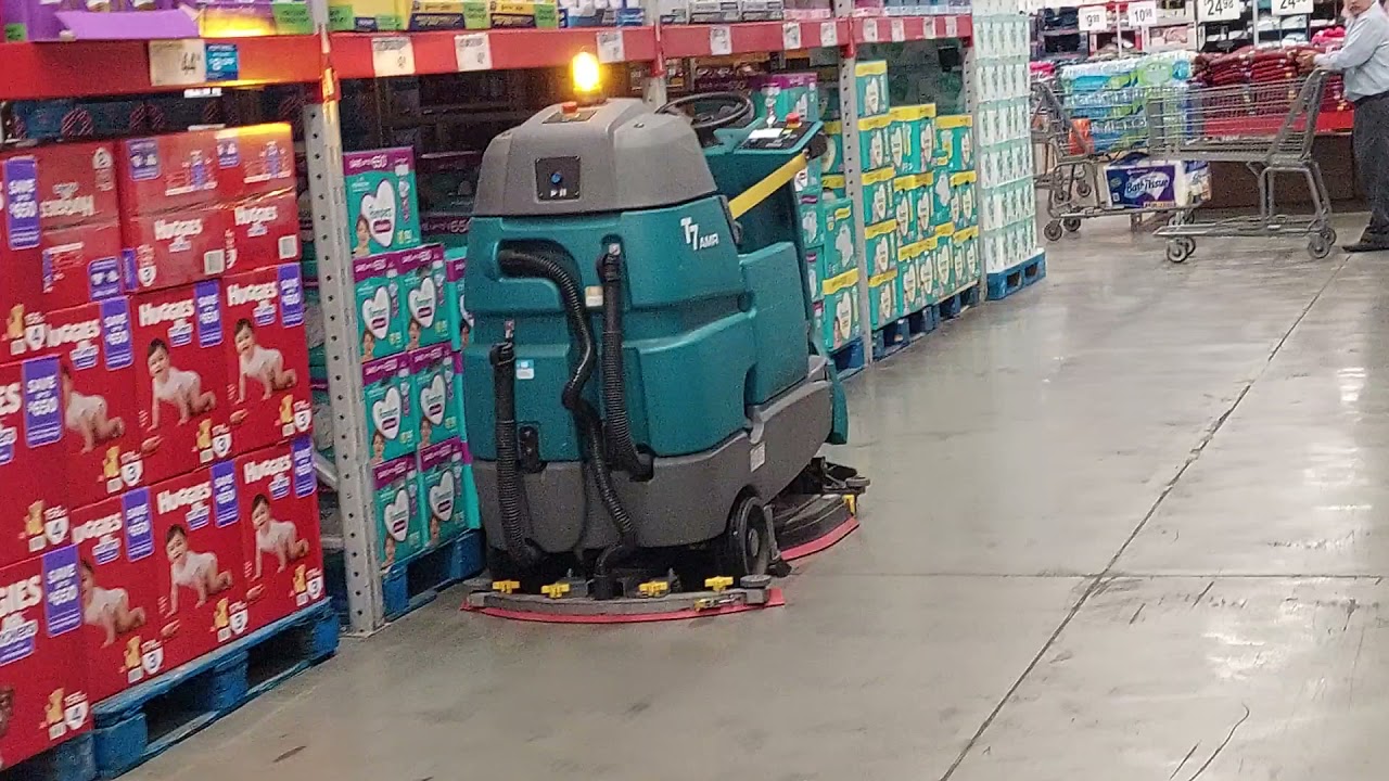 sam's club self driving cleaning machine in Orlando Florida - YouTube