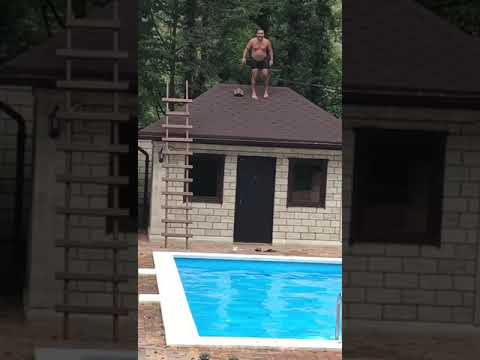 Fatal jump big fail at swimming pool - YouTube