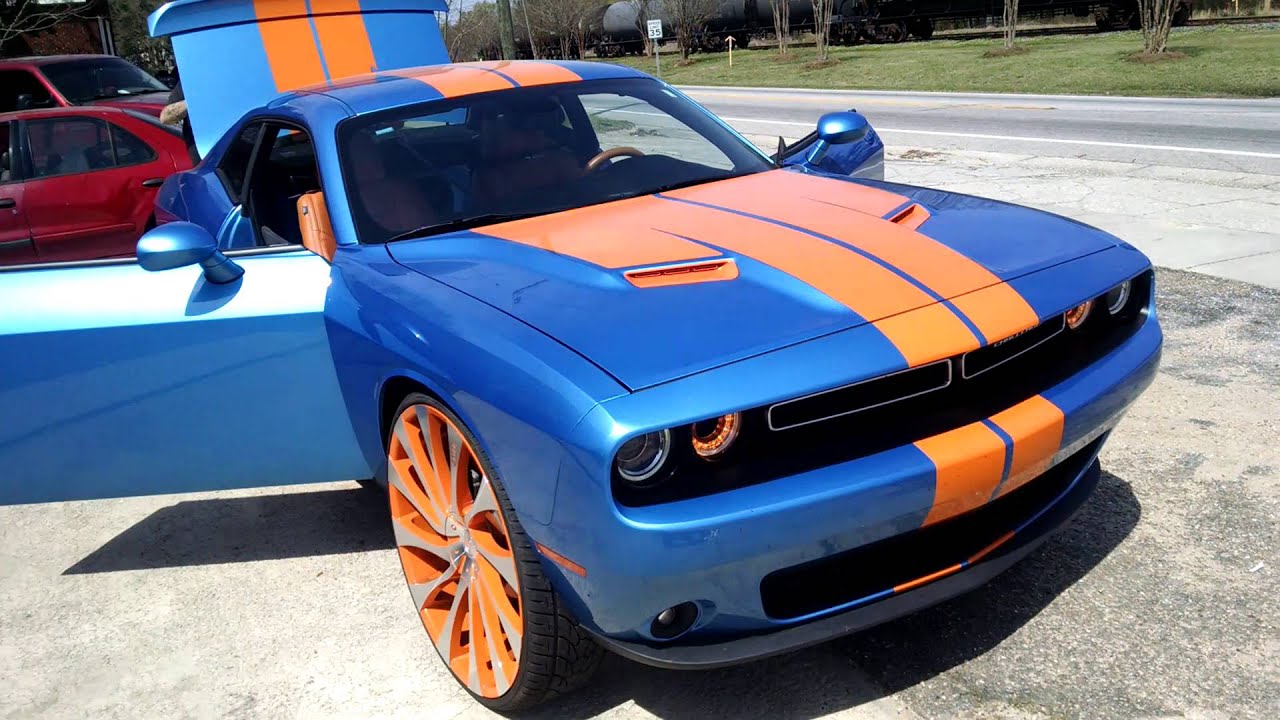 Dogde Challenger on 28s - YouTube