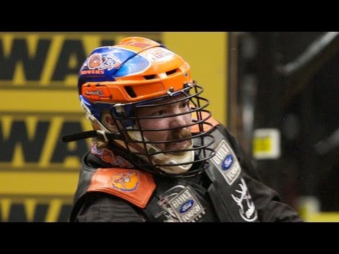 PBR's Austin Meier hangs on for 80.25 points on Unser Racing Bull - YouTube