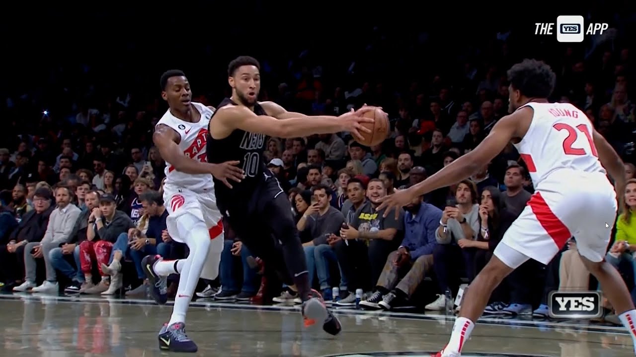 Ben Simmons fakes everyone and Dimes to Claxton for the MONSTER Dunk ...