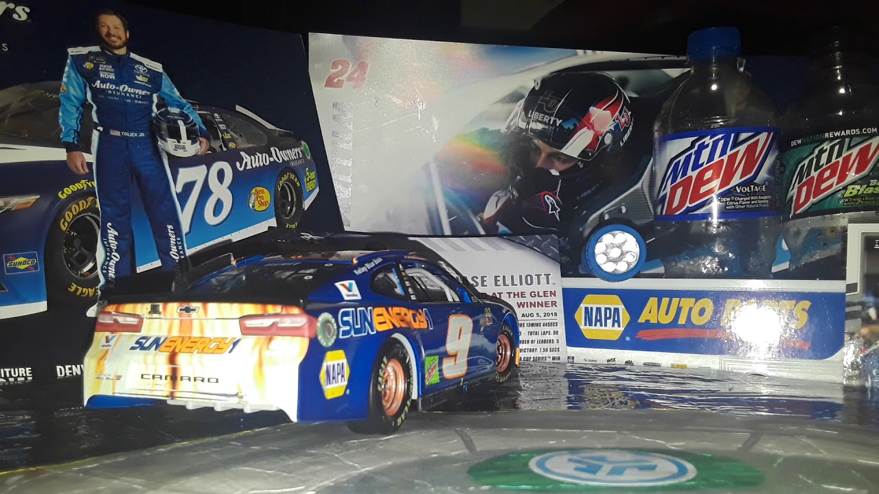 NASCAR and Chicken Part 3: No one is safe from the Chicken!!! - YouTube