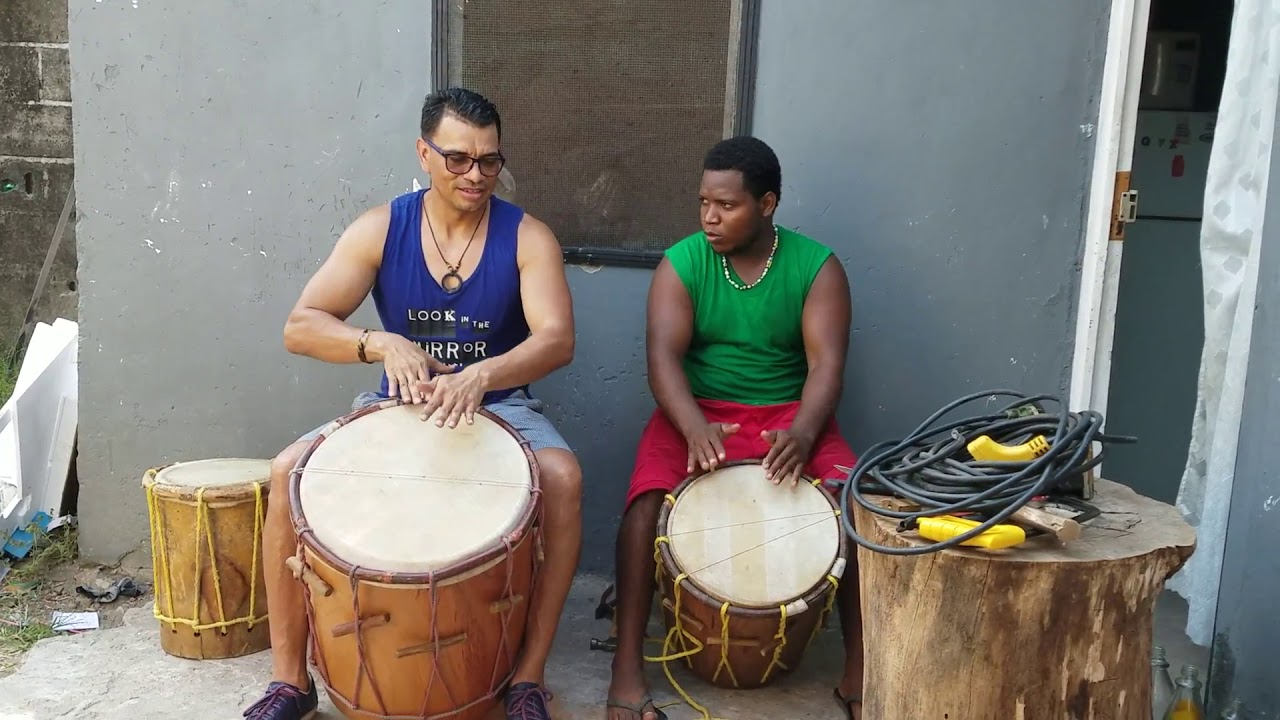 Ritmo punta de Honduras. tambores Garinagu. Tolongolo manos magicas y ...