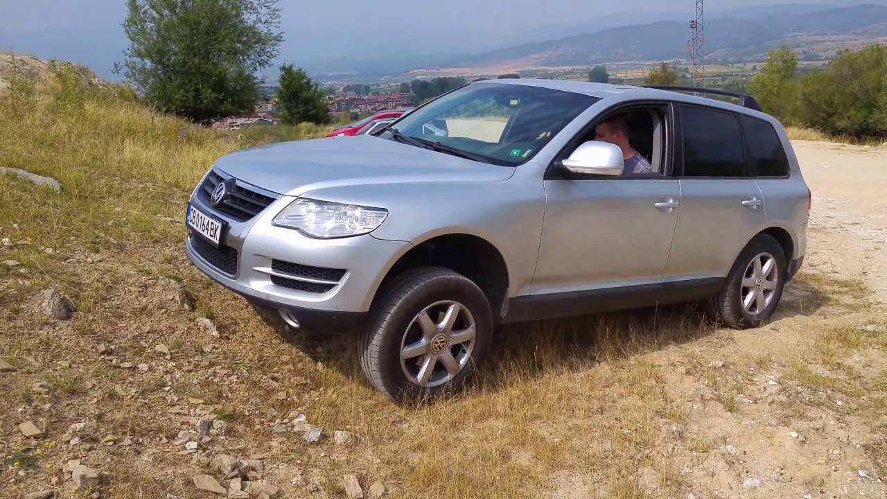 VW Touareg R5 - low range test - YouTube