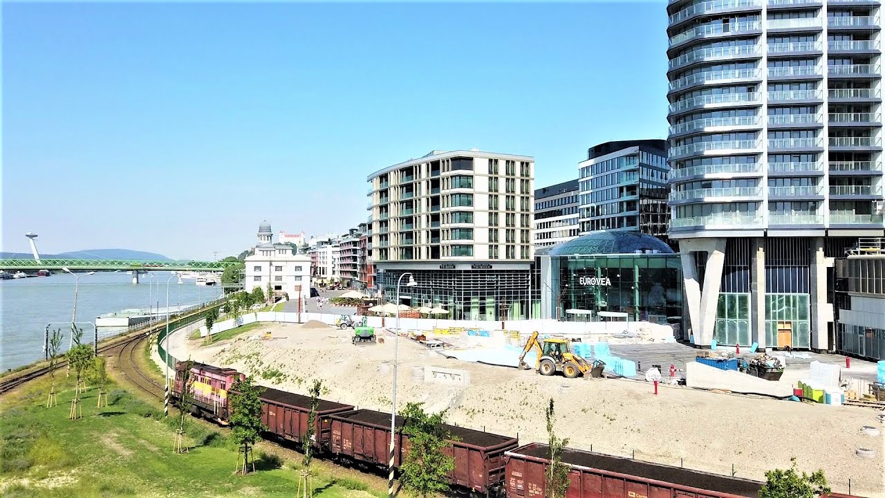 🇸🇰 Bratislava Downtown June 2023 - Apollo Bridge, Eurovea 2, Pribinova ...