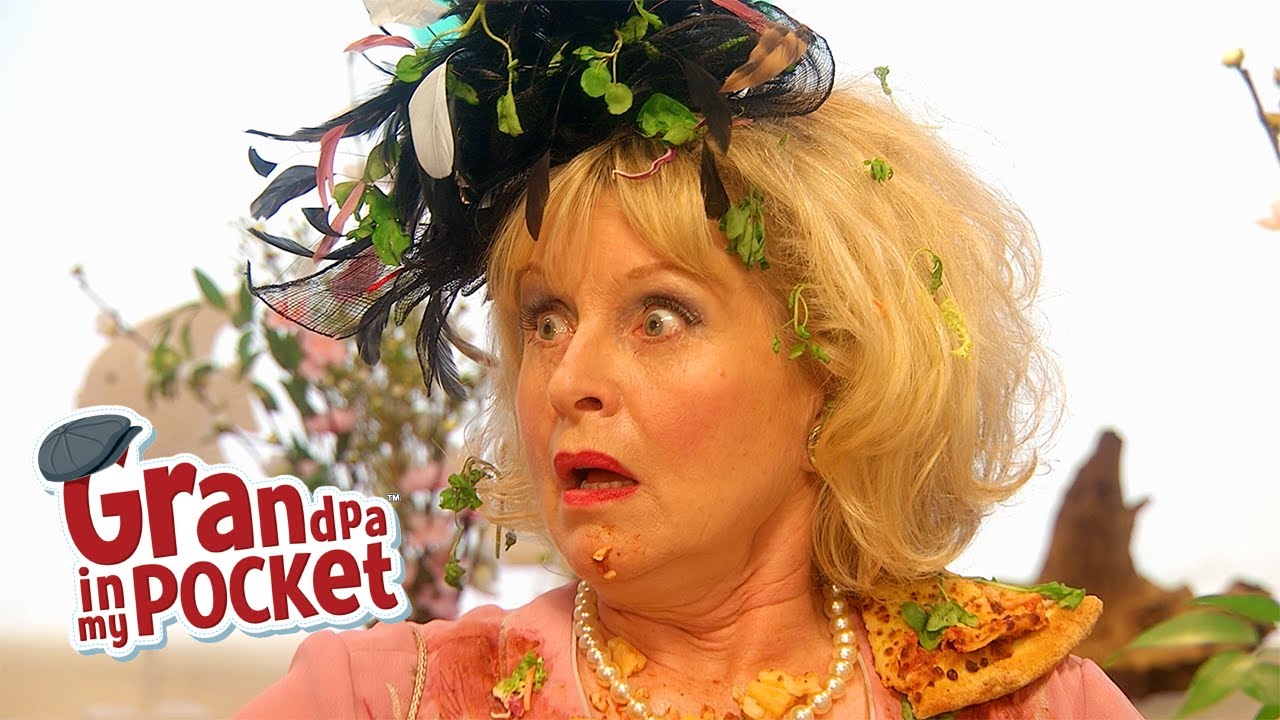 Snappy Lady Gets Covered In Food! | Chaos In The Cafe | Grandpa In My ...