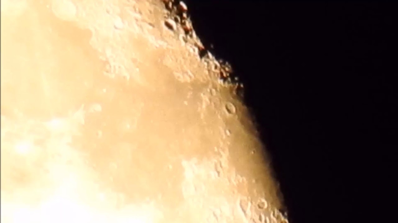 Strange objects caught on the moon with the Nikon P900 - YouTube