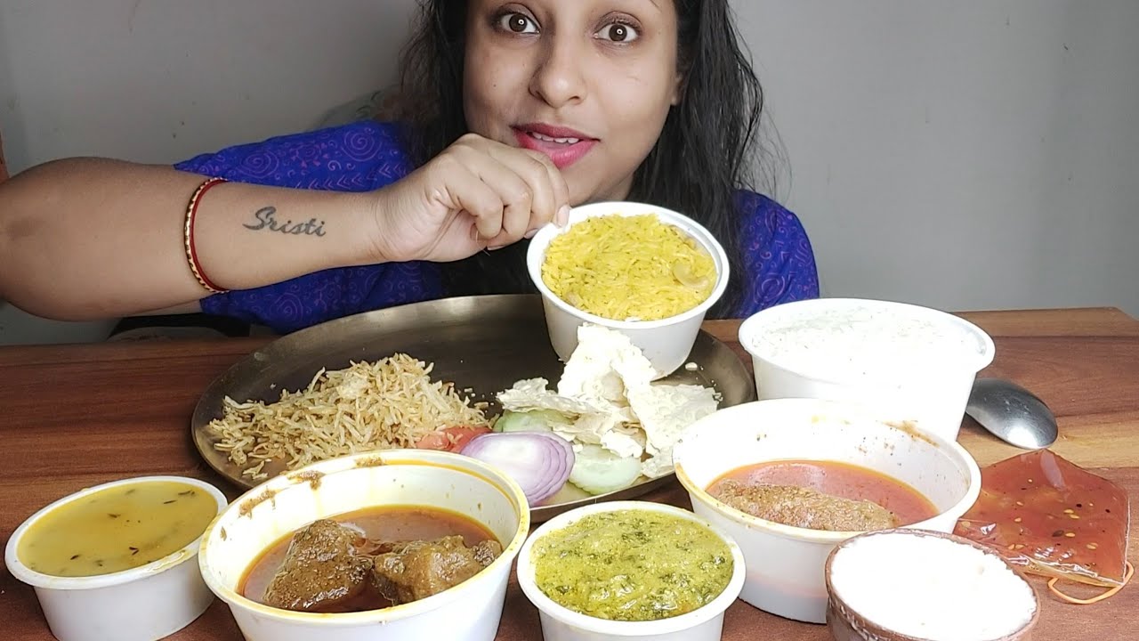 Eating Show-Huge Lunch-Basanti Pulao,Mutton Kosha,kochupata chingri ...