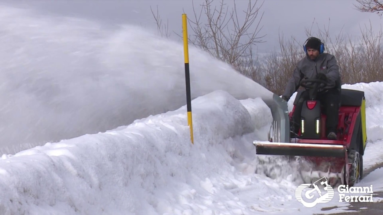 Gianni Ferrari GTR doing snow removal with snow thrower - YouTube
