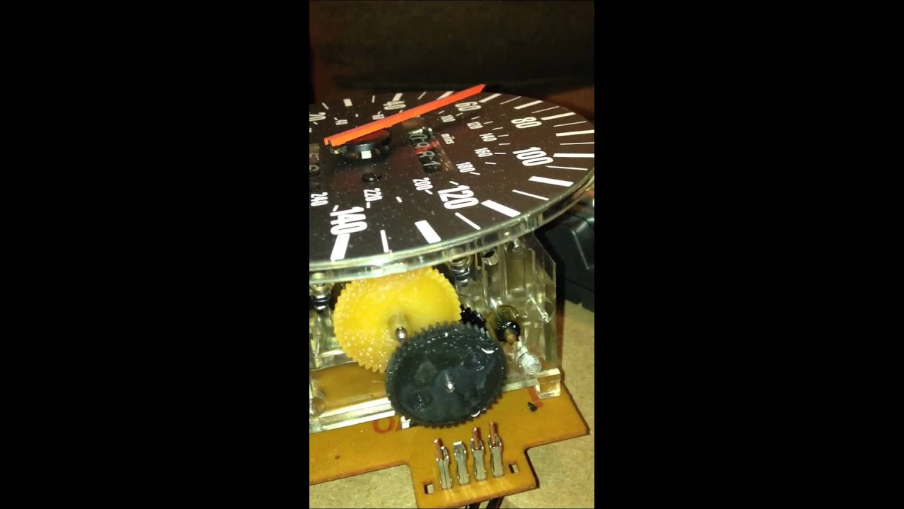 BMW E30 VDO Speedometer Bench Test - "Good" Odometer - YouTube