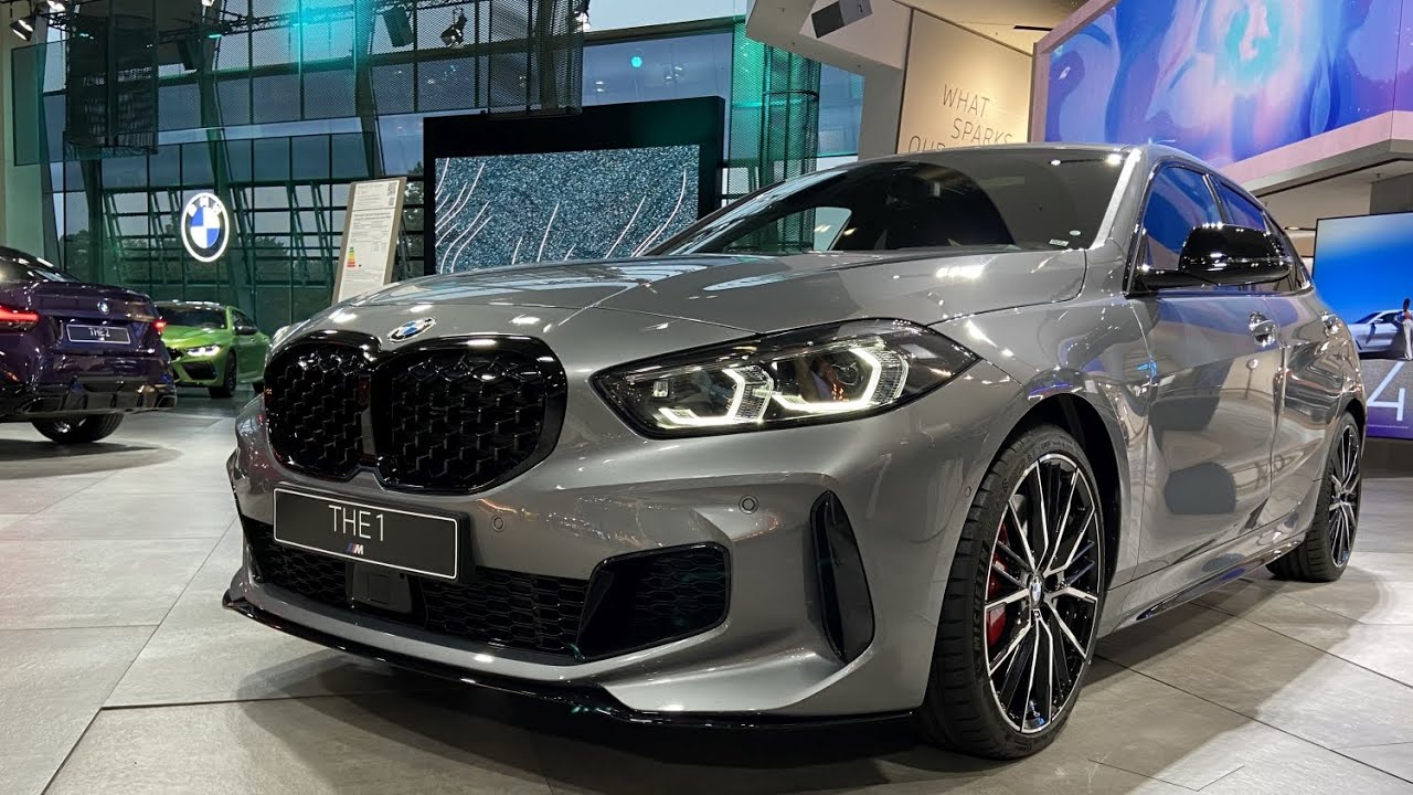 2024 BMW M135i xDrive F40 in Skyscraper Grau metallic + Interieur - YouTube