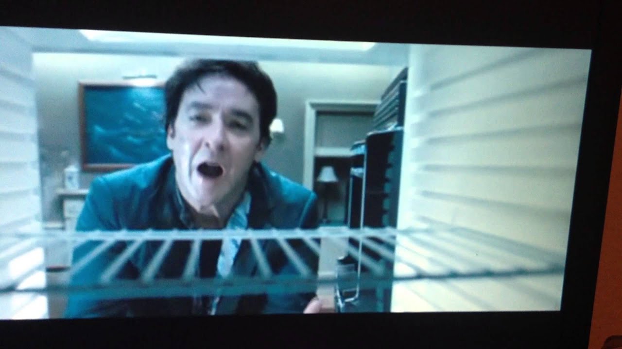 1408 funny scene - YouTube