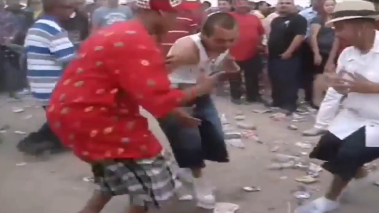 Nekru dance - YouTube