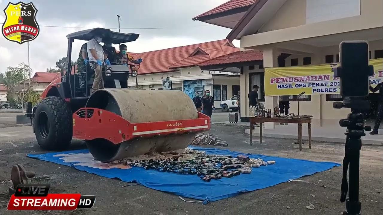 POLRES TEBO Adakan Pers Rilis Dan Pemusnahan Barang Bukti Hasil Operasi Pekat 2024 - YouTube