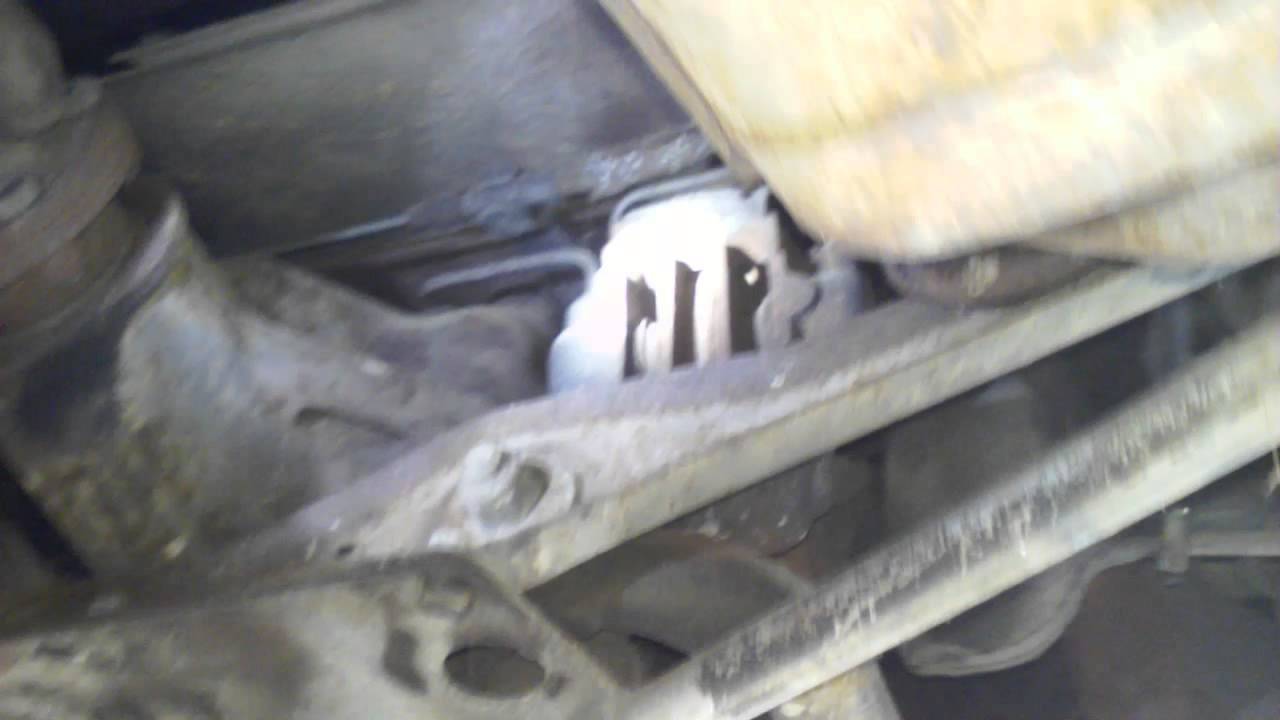 Jaguar XJS Rear Brakes not by Tire - YouTube