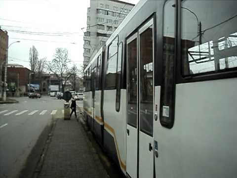 Tramvaiul V3A 93 CH PPC #4031 pe acces la Piata Unirii in linia 7 ...