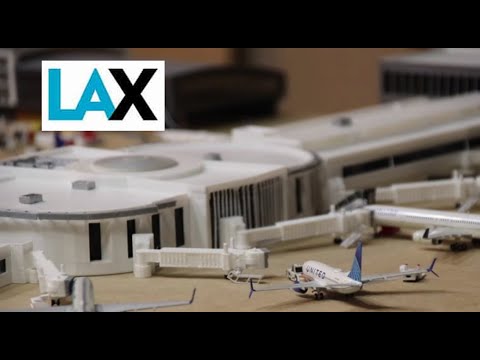 I Bought a Custom 1/400 LAX Model Airplane Terminal - YouTube
