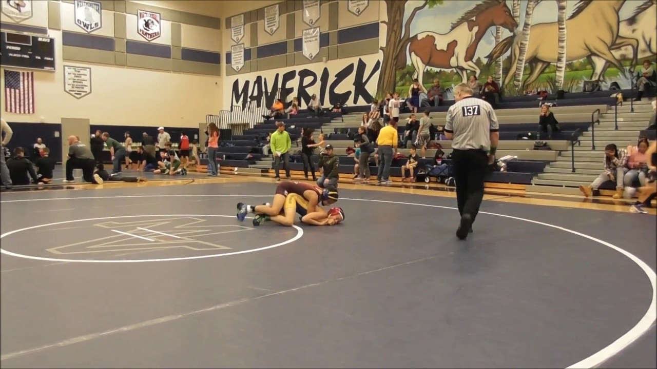 Nizeah makes mistake - YouTube