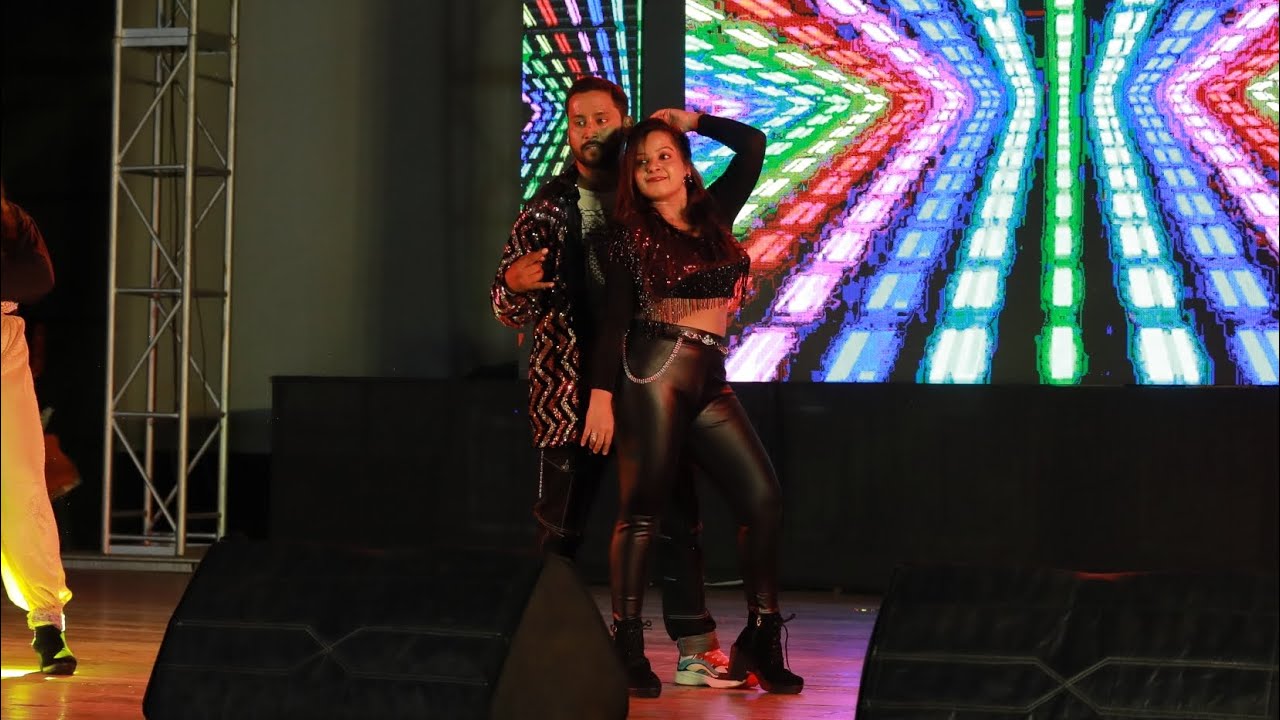 Yaar na mile X Kaho na Kaho | Annual Concert | AIM Dance Academy - YouTube