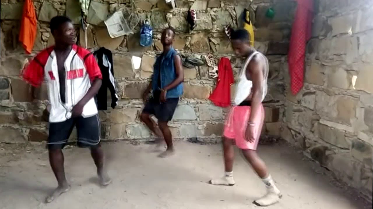 Kelechi Africans...Nichune... (official video) Mbz dancerz - YouTube