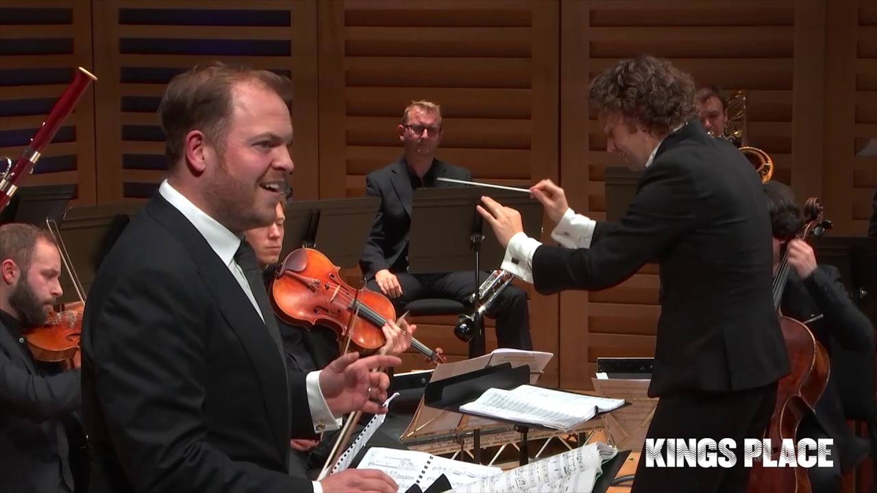 Andrew Staples with Aurora Orchestra - Mahler: 'Der Trunkene im ...