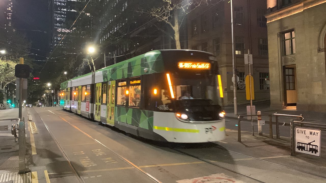 Yarra Trams [Route 86] Bombardier E-Class [6056] arriving Queen Street ...