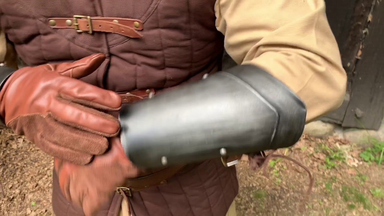 DIscover the metal Scout Arm Guards in Epic Dark | Epic Armoury - YouTube