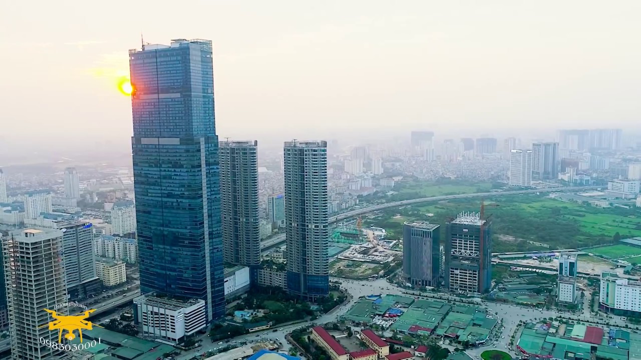Hanoi tren cao khu vực Keangnam - YouTube